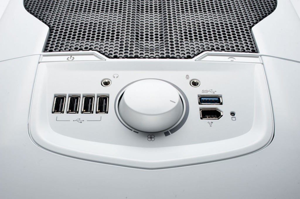 12 Best Gaming Cases with Clear Transparent Window for Your Custom PC