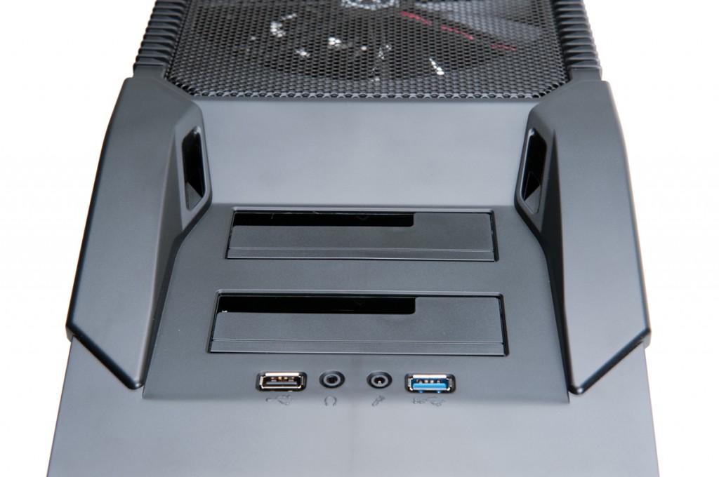 12 Best Gaming Cases with Clear Transparent Window for Your Custom PC